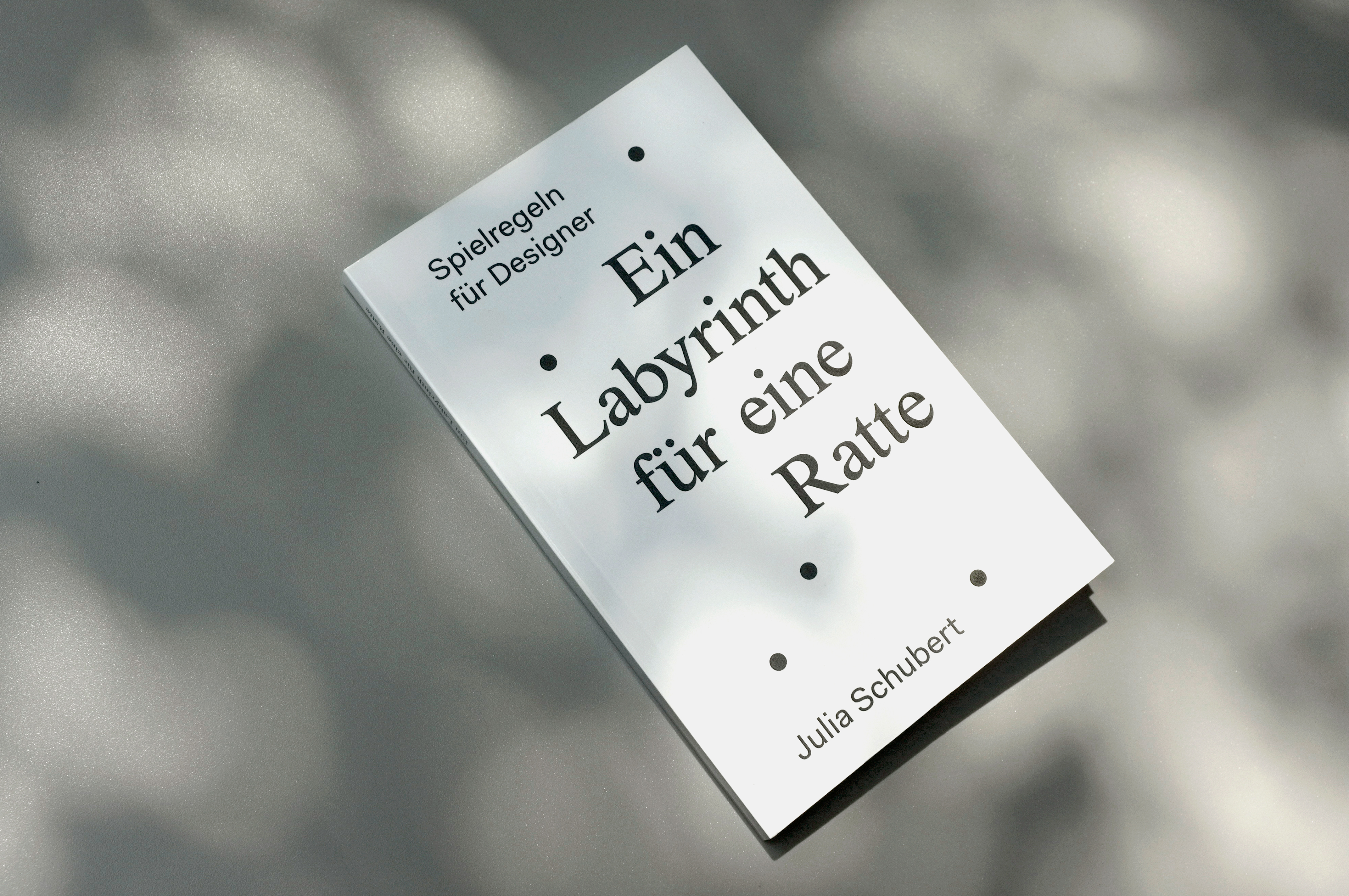 Julia Schubert — Labyrinth für eine Ratte